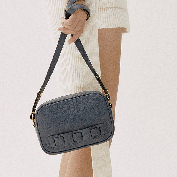 패션비즈 | LWL, 패턴 & 소재로 승부